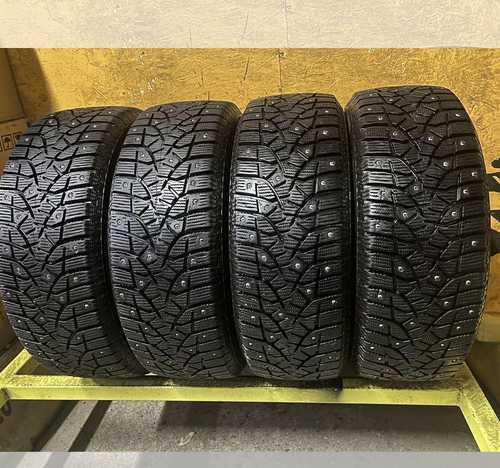 Bridgestone Blizzak Spike-02 195/60 R15