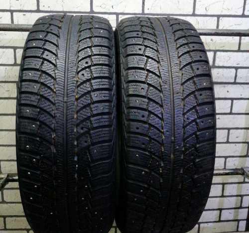 Gislaved Nord Frost 5 215/60 R16 95T