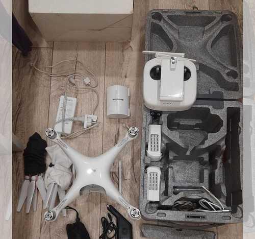 Квадрокоптер dji phantom 4