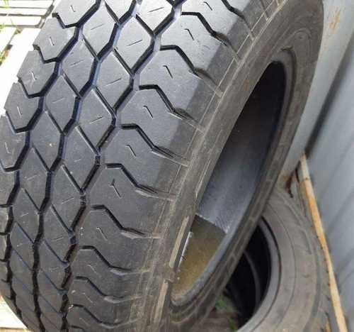 Yokohama 125T 215/65 R16