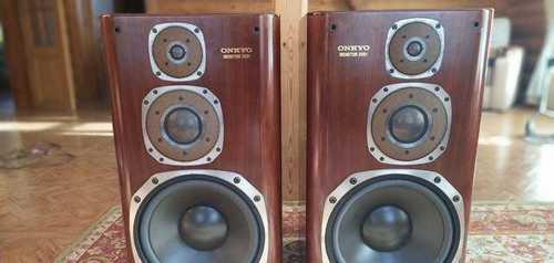 Onkyo Monitor 2001