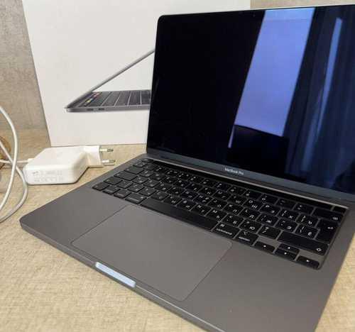 Apple Macbook Pro 13,3