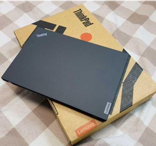 Lenovo ThinkPad 512G (Полный комплект)