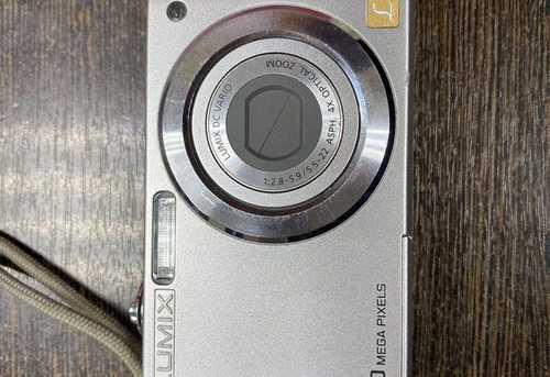 Компактный фотоаппарат Panasonic F2