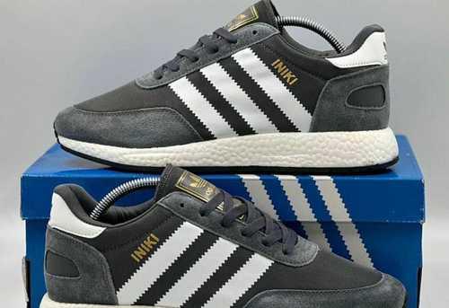 Кроссовки adidas iniki