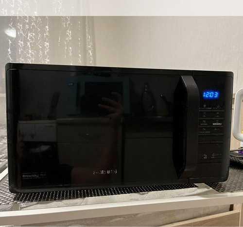 Микроволновая печь с грилем Samsung MG23K3513AK