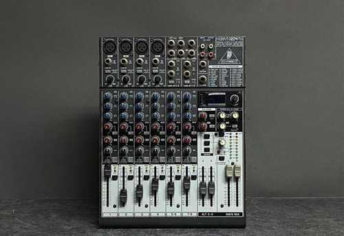 Микшерный пульт Behringer Xenyx 1204FX