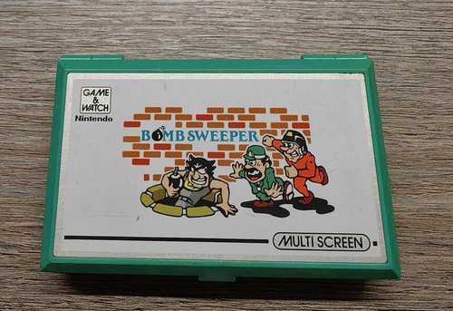 Nintendo game and watch bomb sweeper