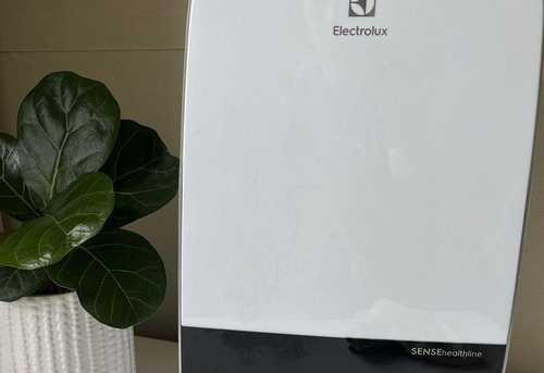 Увлажнитель воздуха Electrolux sense healthline