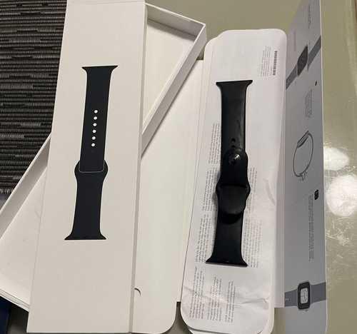 Apple watch series 8 Midnight sport band M/L /45mm