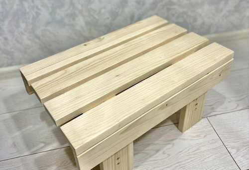 Лавка деревянная для бани из разных видов дерева