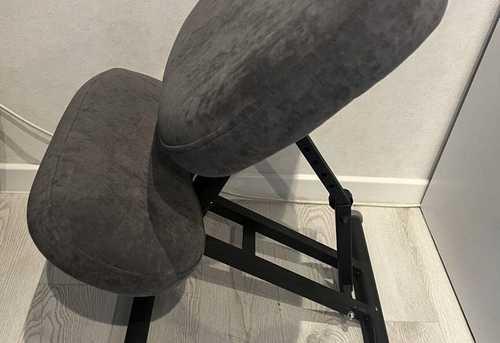 Эргономичный коленный стул
