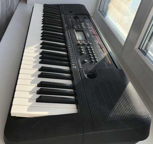 Синтезатор yamaha PSR-E263