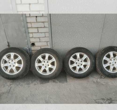 Formula Ice 215/65 R16 T