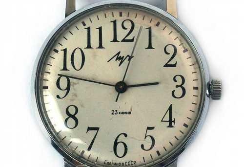 Винтажные часы Луч 2209 СССР тонкий костюмные 1980