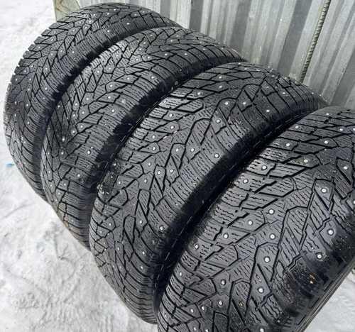 GT Radial Champiro IcePro SUV 235/60 R18