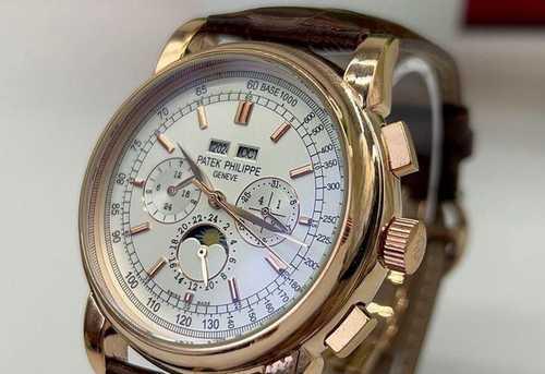 Красивые элегантные мужские механические часы