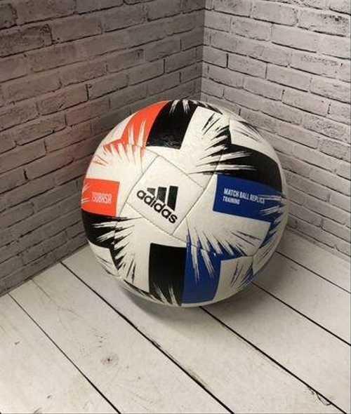 Футбольный мяч adidas FR8370 tsubasa training