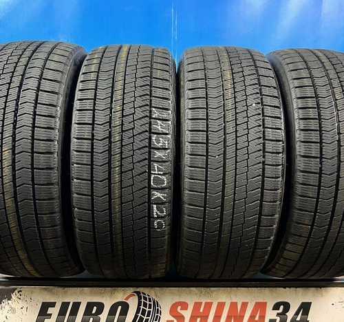 Bridgestone Blizzak VRX2 245/40 R20 95R