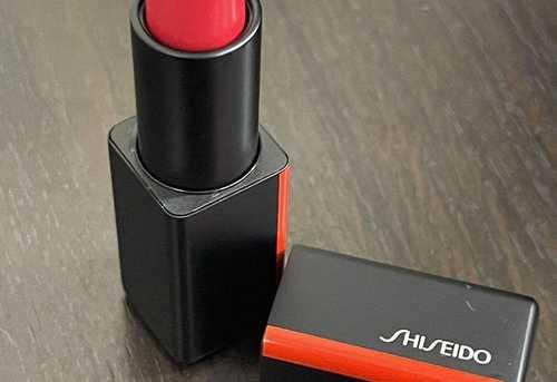 Помада Shiseido