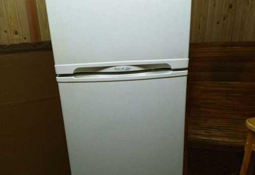 Холодильник бу Daewoo FR-2705
