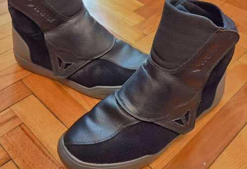 Dainese Dover Gore-Tex, size 42