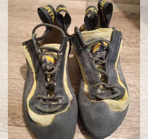 Скальные туфли La sportiva Miura 37