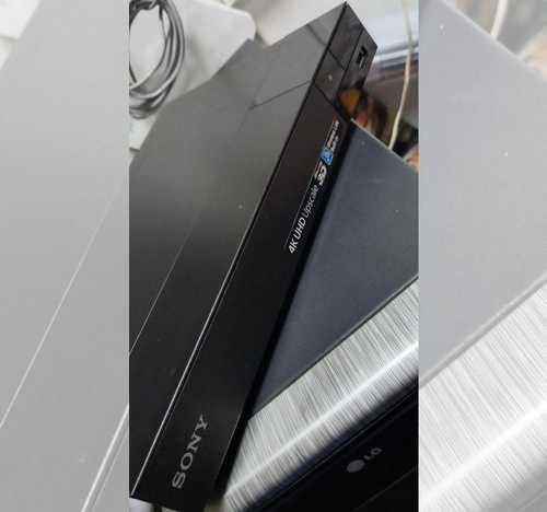 3D Blu-Ray-плеер Sony 4K BDP-S6500B