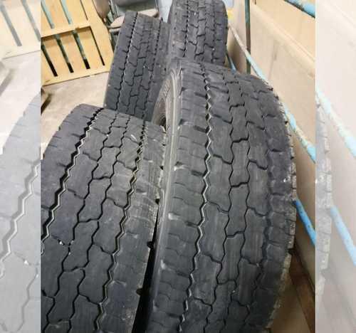 Шины грузовые 215/75R17.5