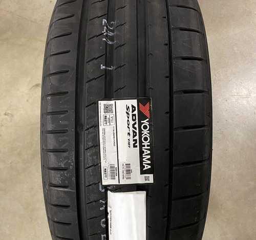 Yokohama Advan Sport V107 305/35 R23 111Y