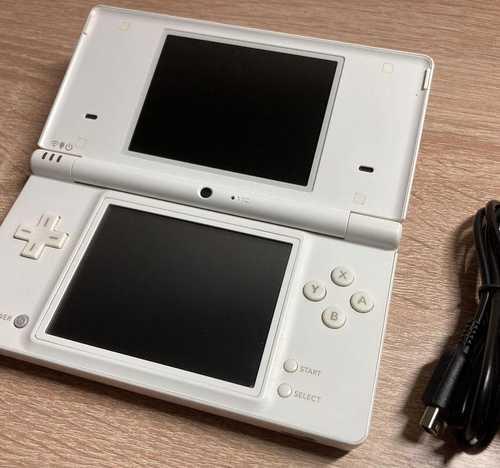 Nintendo DSi