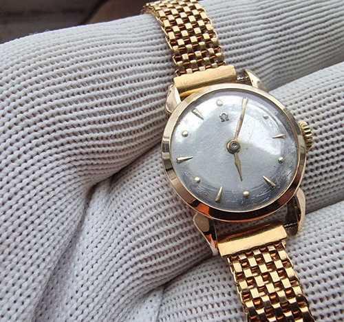 Женские наручные часы Omega. Оригинал. На ходу