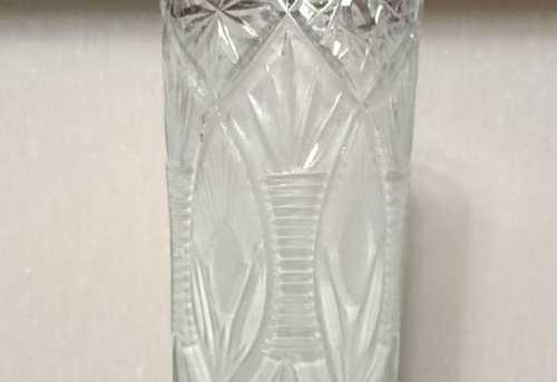 Хрустальная ваза 21 см б/у