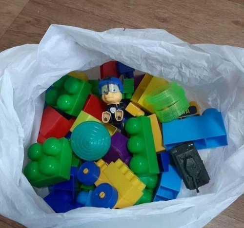 Игрушки пакетом