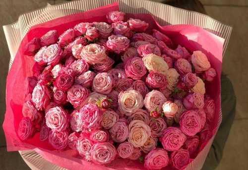 Букет цветов кустовые пионовидные розы,доставка