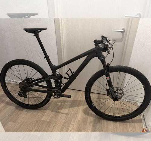 Велосипед горный 29 Trek top fuel 9.8