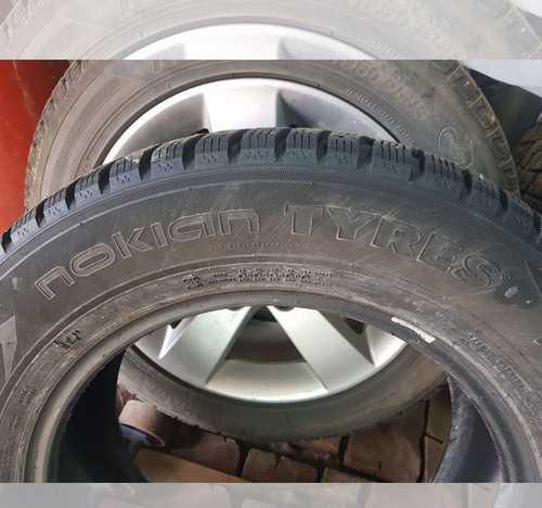 Nokian Tyres Nordman 7 215/60 R16 99T