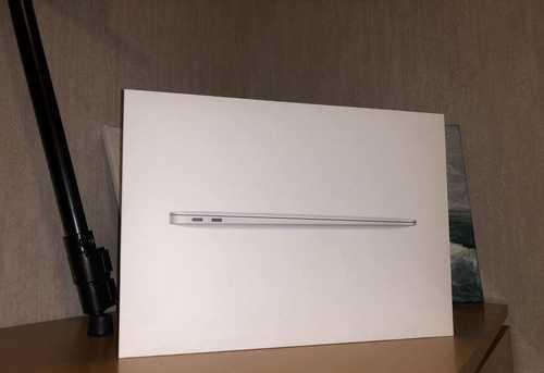 Ноутбук Apple MacBook Air 13" M1/8Gb/256Gb Silver