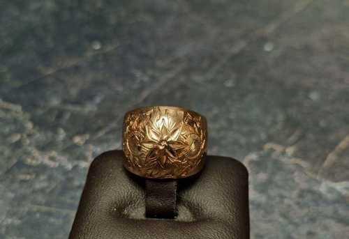 Золотое кольцо 585 пробы массой 3.4 грамма (Р17.5)