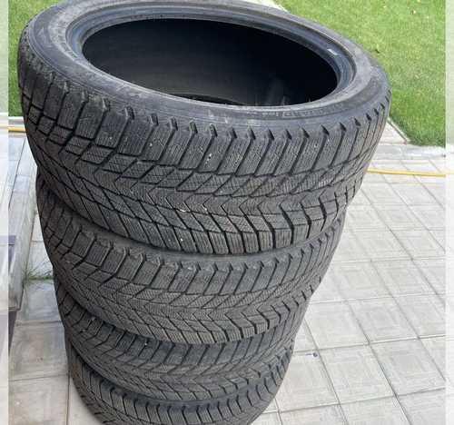 Nexen Winguard Ice Plus 235/45 R18