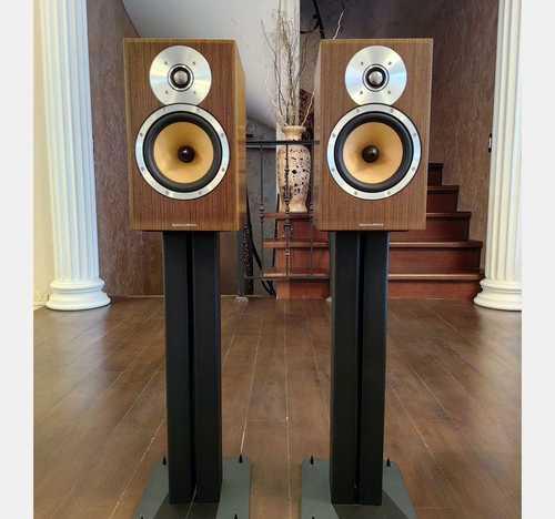 Полочная акустика Bowers & Wilkins CM5 Wenge