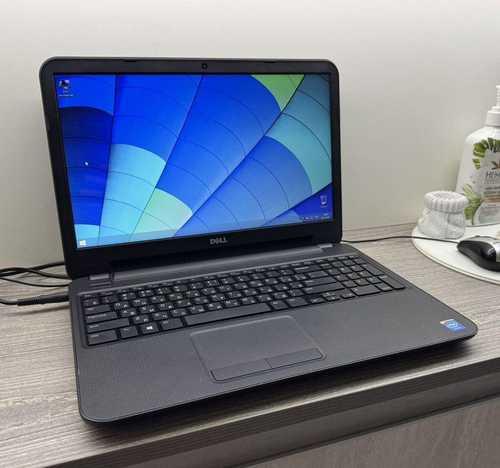 Ноутбук Dell P28F 15.6" i3