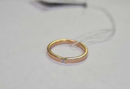 Золотое кольцо с бриллиантом 16р 585