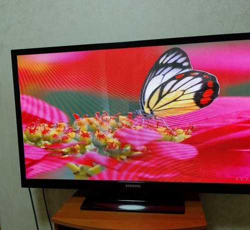 Телевизор Samsung Огромный 51" 118 х 76 см