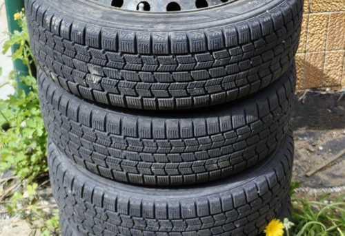 Dunlop Graspic DS3 185/60 R15 84Q