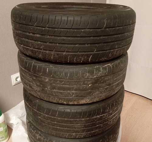 Falken Ziex ZE-914 215/60 R16 95V