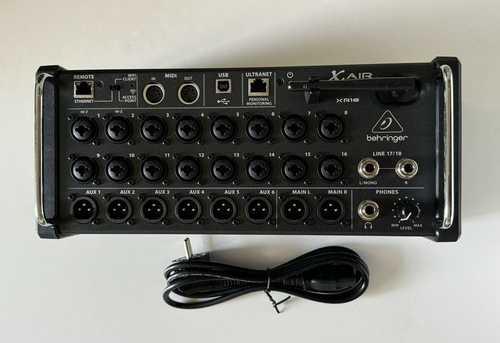 Цифровой микшер Behringer XR18