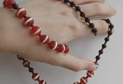 Бусы из сердолика