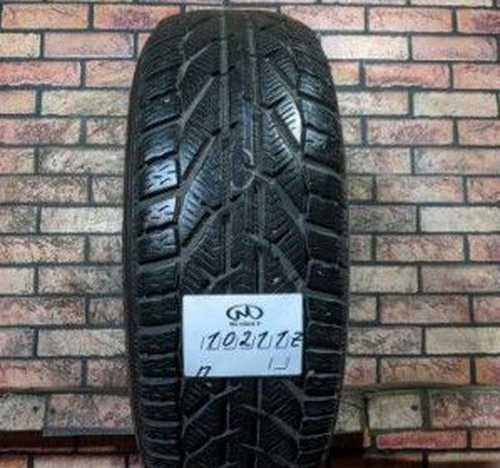 Tigar Winter 215/60 R16