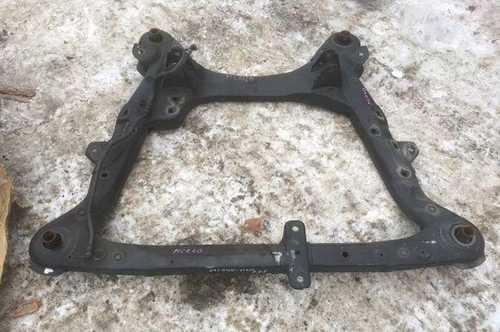 Балка подвески передняя Toyota Estima MCR40 1MZ-FE